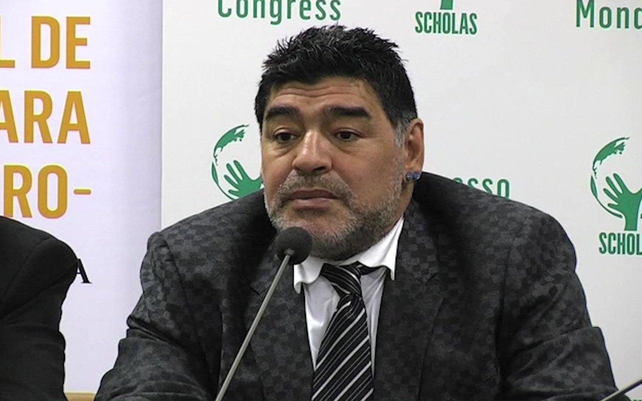 Murió Diego Armando Maradona La Leyenda Del Fútbol Rome Reports